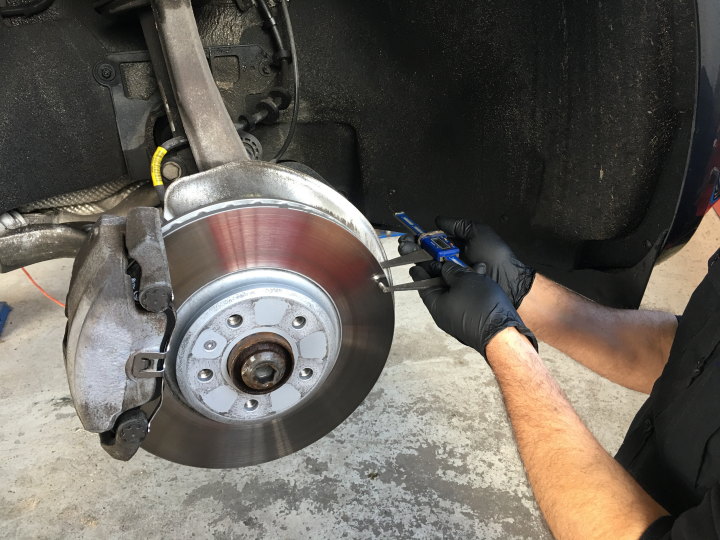 When do the brakes in your Mercedes need replacing?