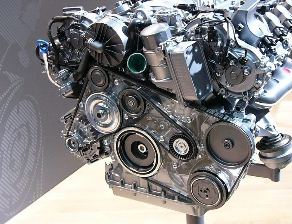 Mercedes mechanic Melbourne explains what cause timing chain failure